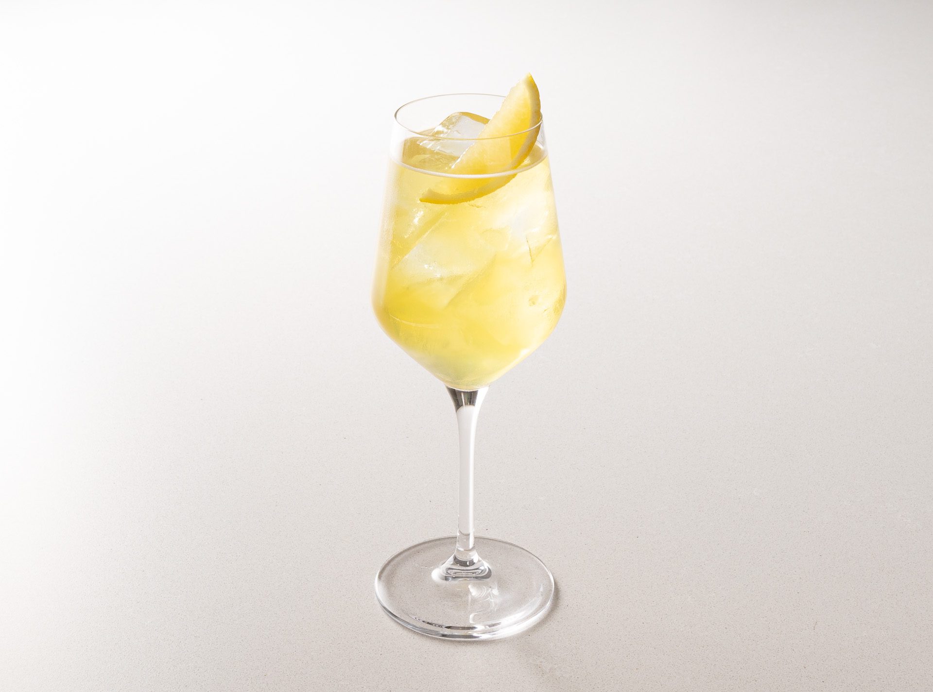 Limoncello Spritz | Drinking.me